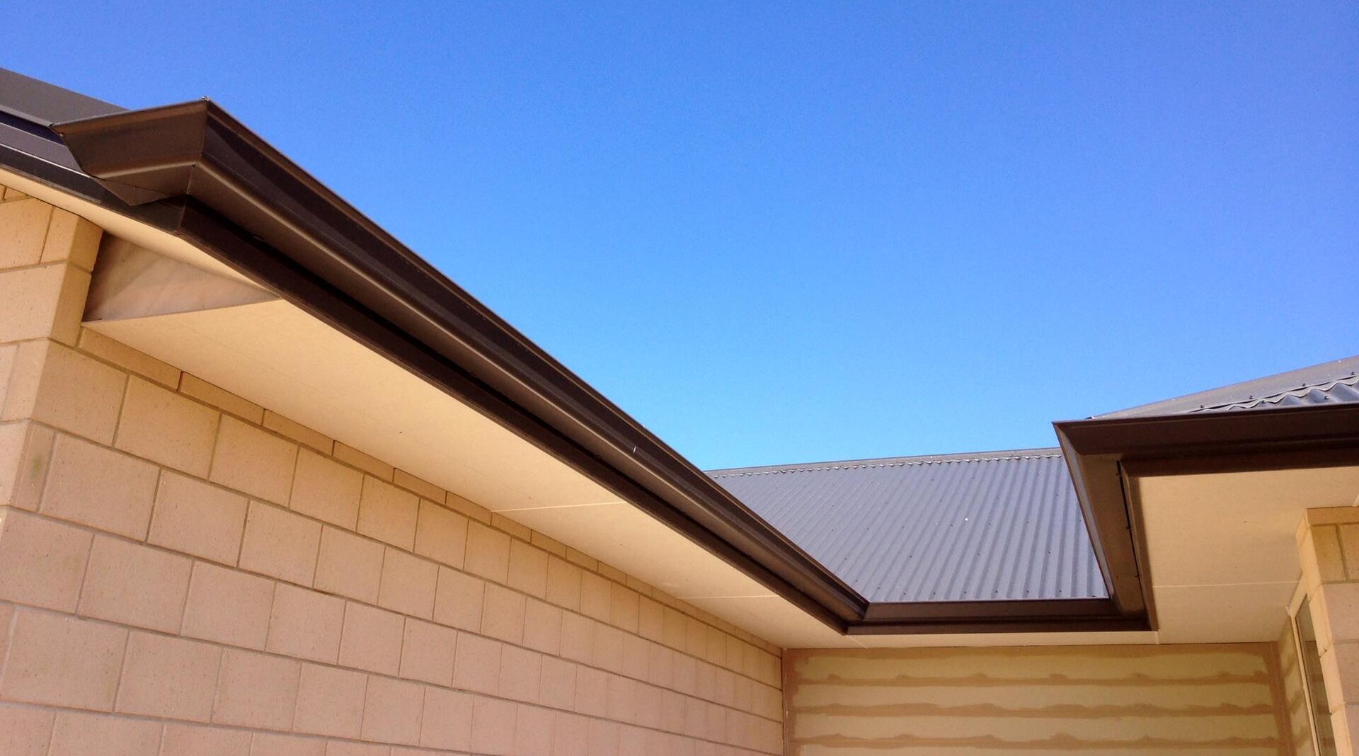 Custom Continuous Spouting | Specialists in continuous spouting and ...